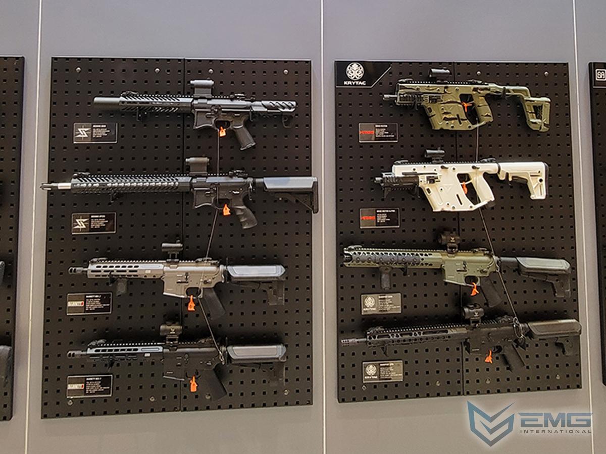 EMG "Battle Wall System" Weapon Display & Storage Panels (Size: 35" x ...