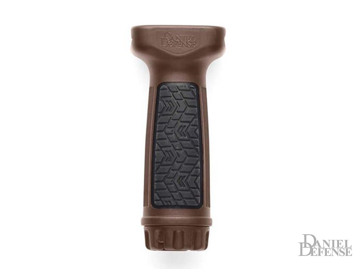 Daniel Defense Collapsible Buttstock, Pistol Grip & Vertical Foregrip ...
