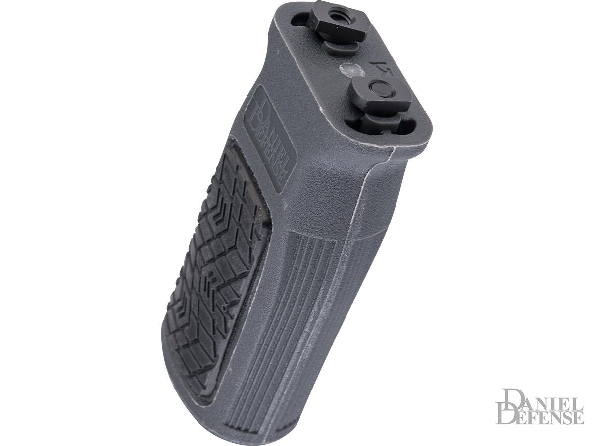 Daniel Defense M-LOK Vertical Foregrip (Color: Tornado Grey / Basic ...