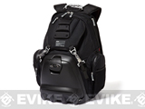 z Oakley Lunch Box Backpack - Black, Tactical Gear/Apparel, Bags ...