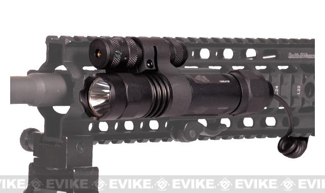 UTG LED Weapon Flashlight and W/E Adjustable Red Laser Combo, 10 ...