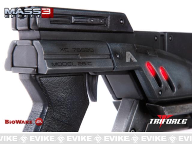 z Triforce Limited Edition Mass Effect 3: M-3 Predator Full Scale ...