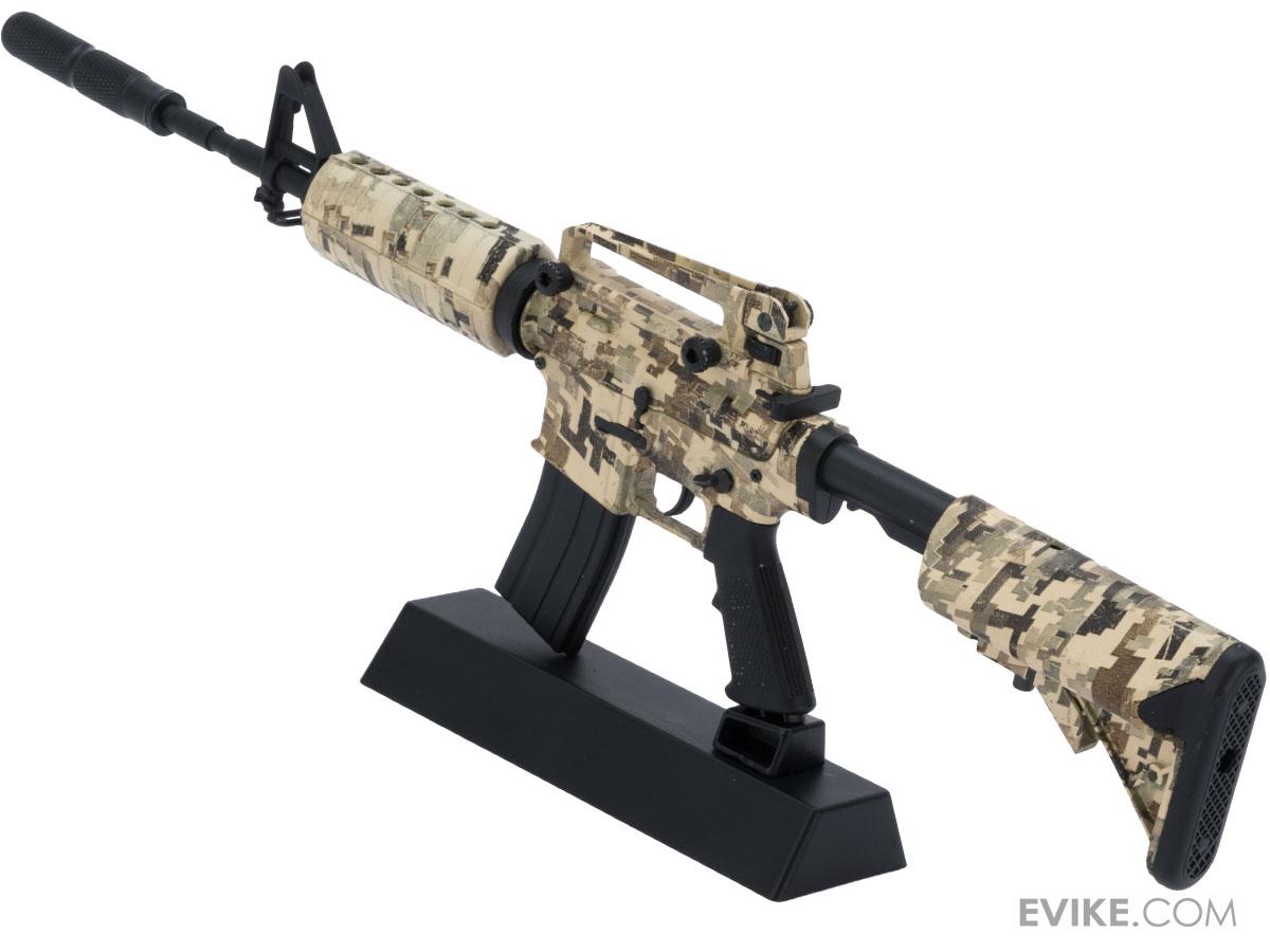 Die-Cast Metal 1:4 Scale Model Gun (Type: Digital Camo M4), MORE ...