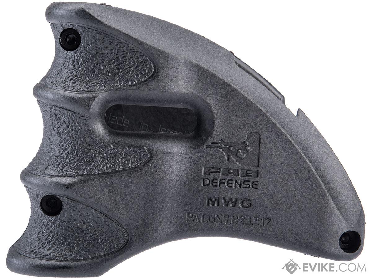 FAB Defense Magazine Well Grip for M4/M16 Rifles (Color: Black ...