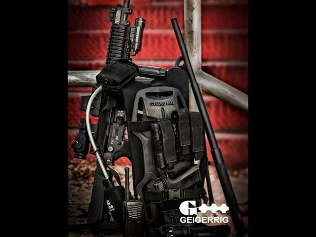 GEIGERRIG Guardian Tactical Hydration Pack w/ 2L Hydration Engine ...