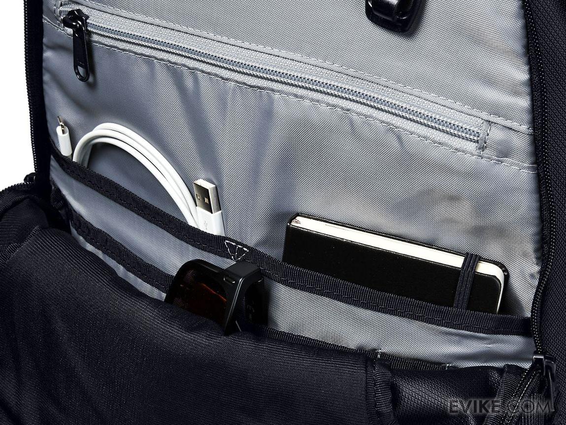 Under Armour Hudson Backpack (Color: Black), Tactical Gear/Apparel ...