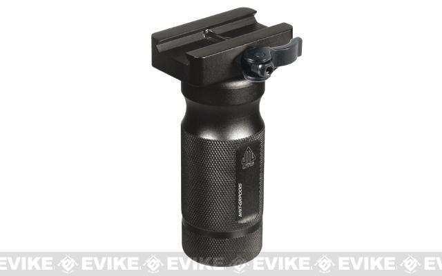 UTG MS QD Low Pro Lever Lock Combat Quality Metal Foregrip, Accessories ...