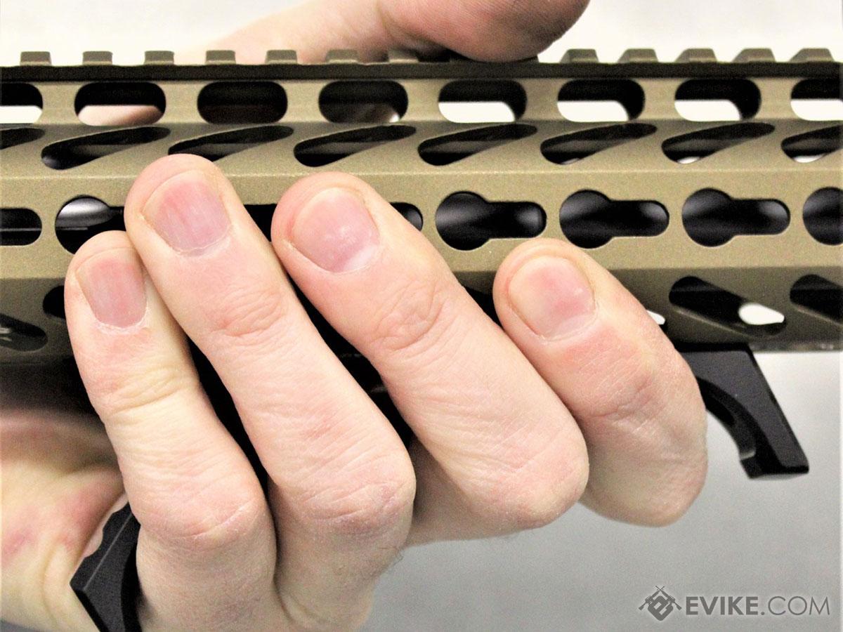 Vendetta Precision VP-23 CNC Aluminum Grip for M-LOK & KeyMod ...